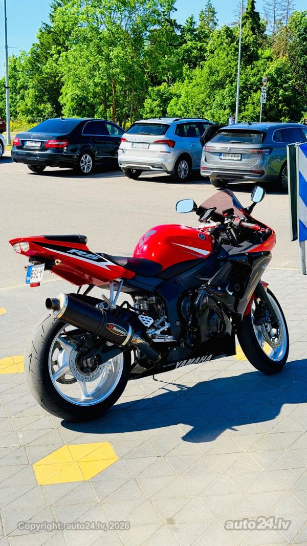 Sarkans Yamaha YZF R6 2004 Tallina, ar dzinēja tilpumu 0.60 L un nobraukumu 58 tūkst. km par 3200 €, foto 2 vietnē AUTOMOTO.COM.LV