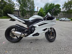 White Yamaha YZF R6 2006 in Valga, with an engine capacity of 0.60 L and mileage of 28 thousand km for 5500 €, photo 7 on AUTOMOTO.COM.LV