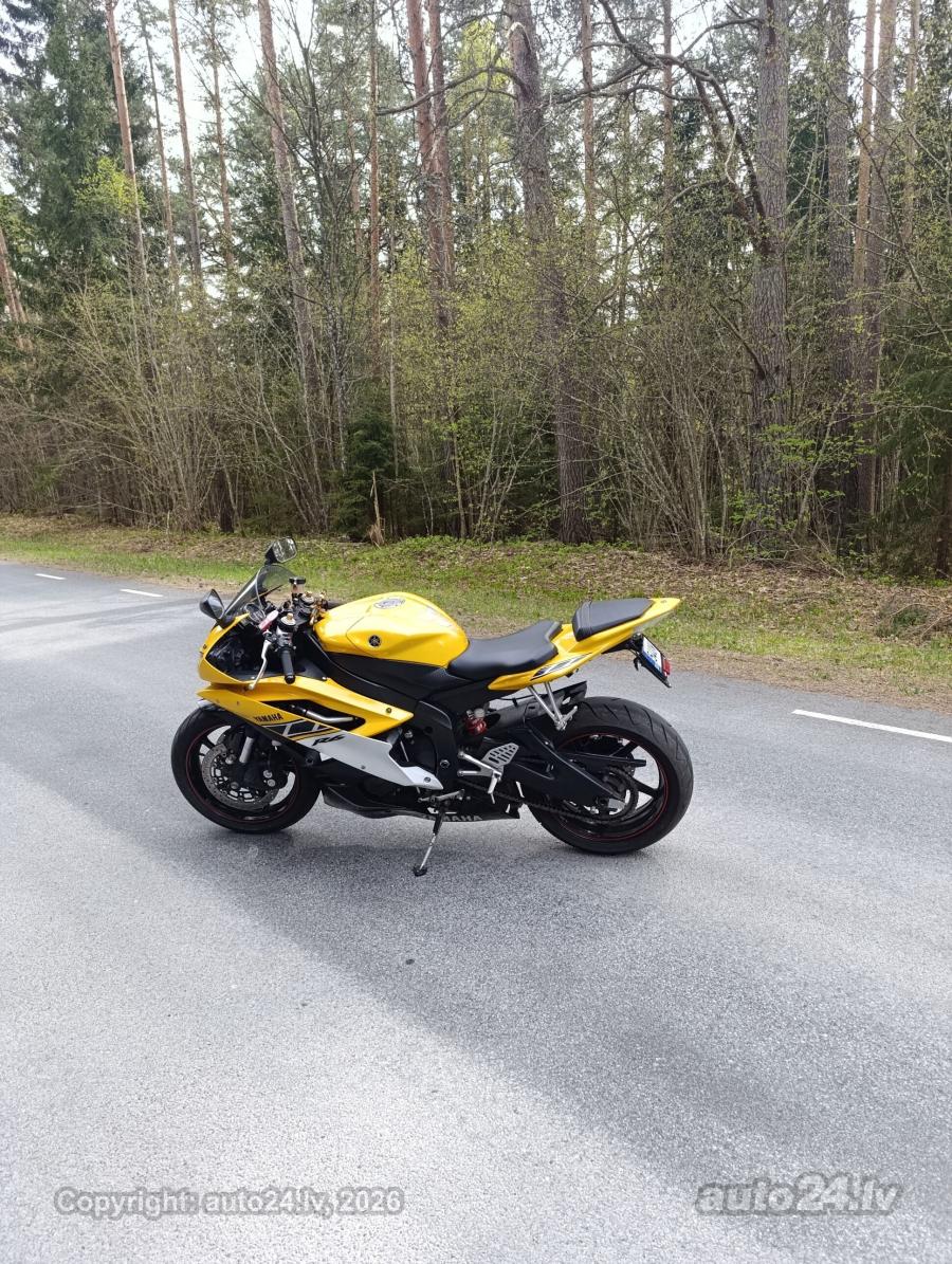 Yellow Yamaha YZF R6 2008 in Parnu, with an engine capacity of 0.60 L and mileage of 52 thousand km for 4000 €, photo 4 on AUTOMOTO.COM.LV