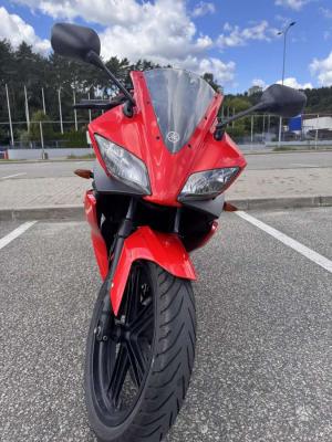 Sarkans Yamaha YZF 2011 Viļņa, ar dzinēja tilpumu 0.13 L un nobraukumu 55 tūkst. km par 1700 €, foto 12 vietnē AUTOMOTO.COM.LV