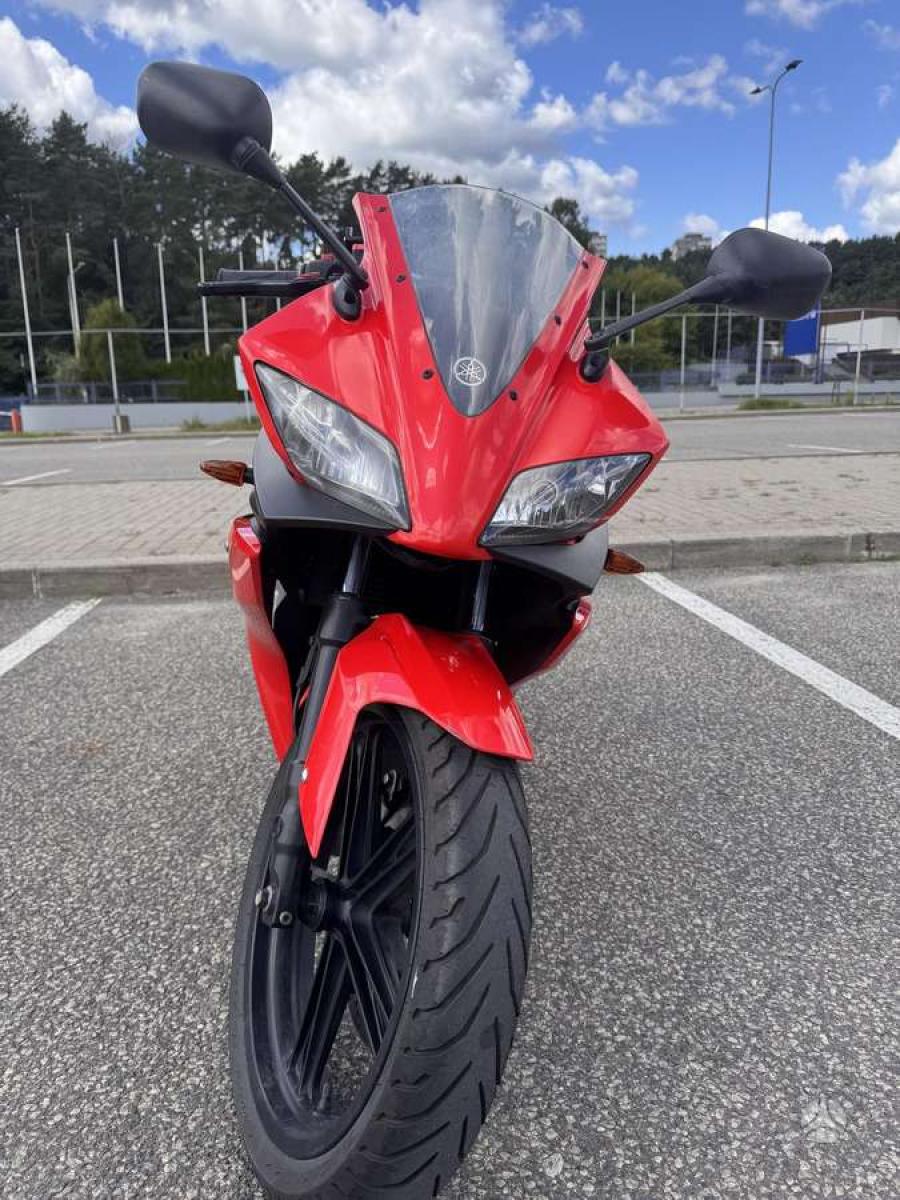 Sarkans Yamaha YZF 2011 Viļņa, ar dzinēja tilpumu 0.13 L un nobraukumu 55 tūkst. km par 1700 €, foto 12 vietnē AUTOMOTO.COM.LV
