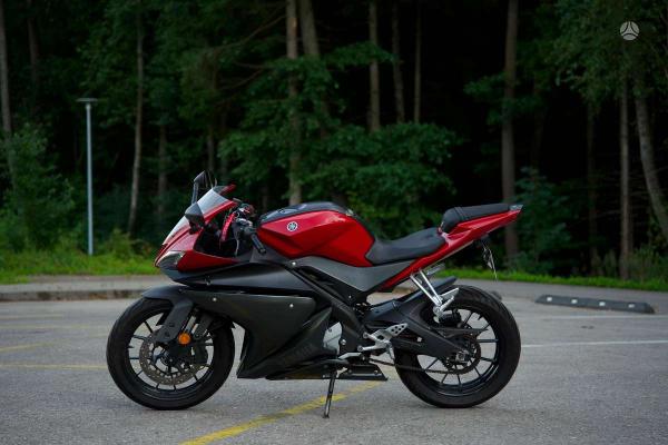 Red Yamaha YZF 2018 in Klaipeda, with an engine capacity of 0.13 L and mileage of 31 thousand km for 2650 €, photo 4 on AUTOMOTO.COM.LV