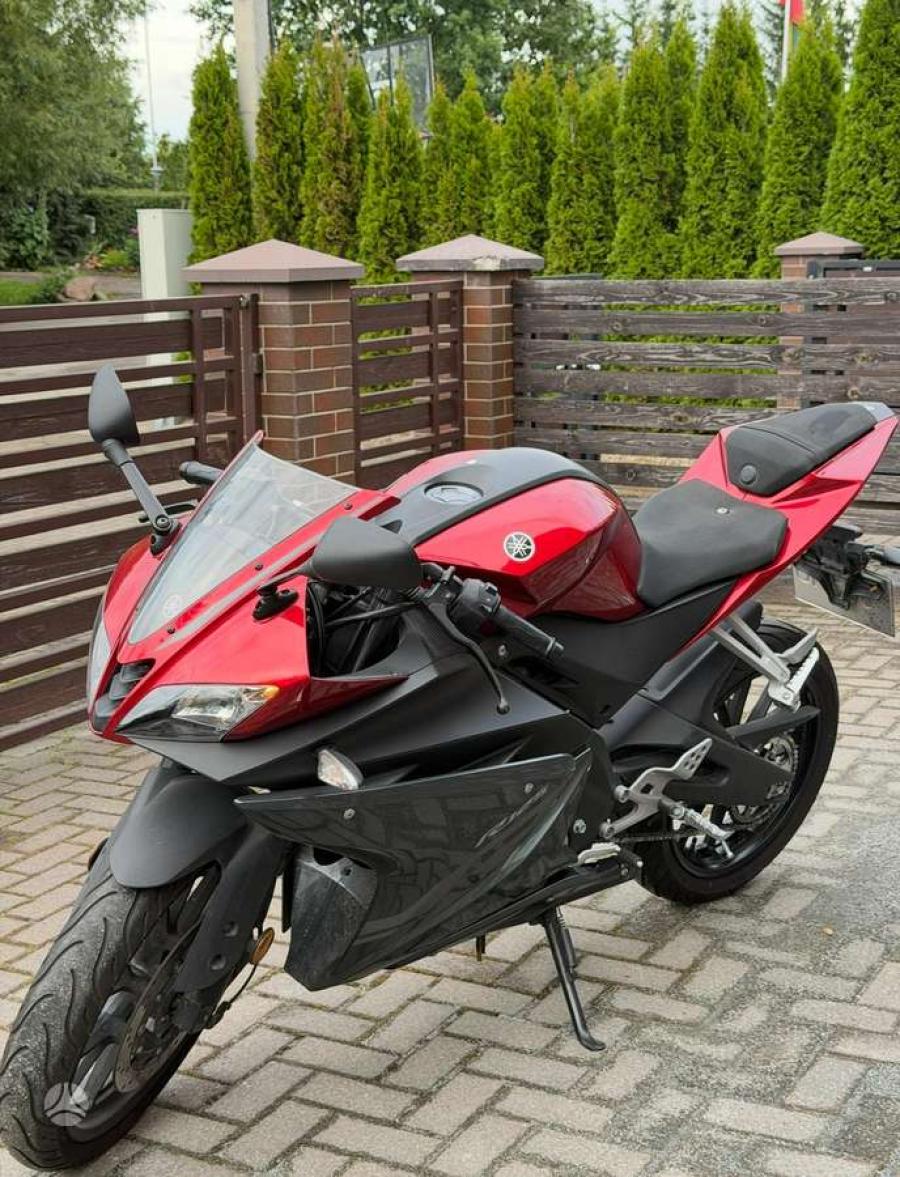 Red Yamaha YZF 2019 in Vilnius, with an engine capacity of 0.12 L and mileage of 7 thousand km for 3000 €, photo 1 on AUTOMOTO.COM.LV