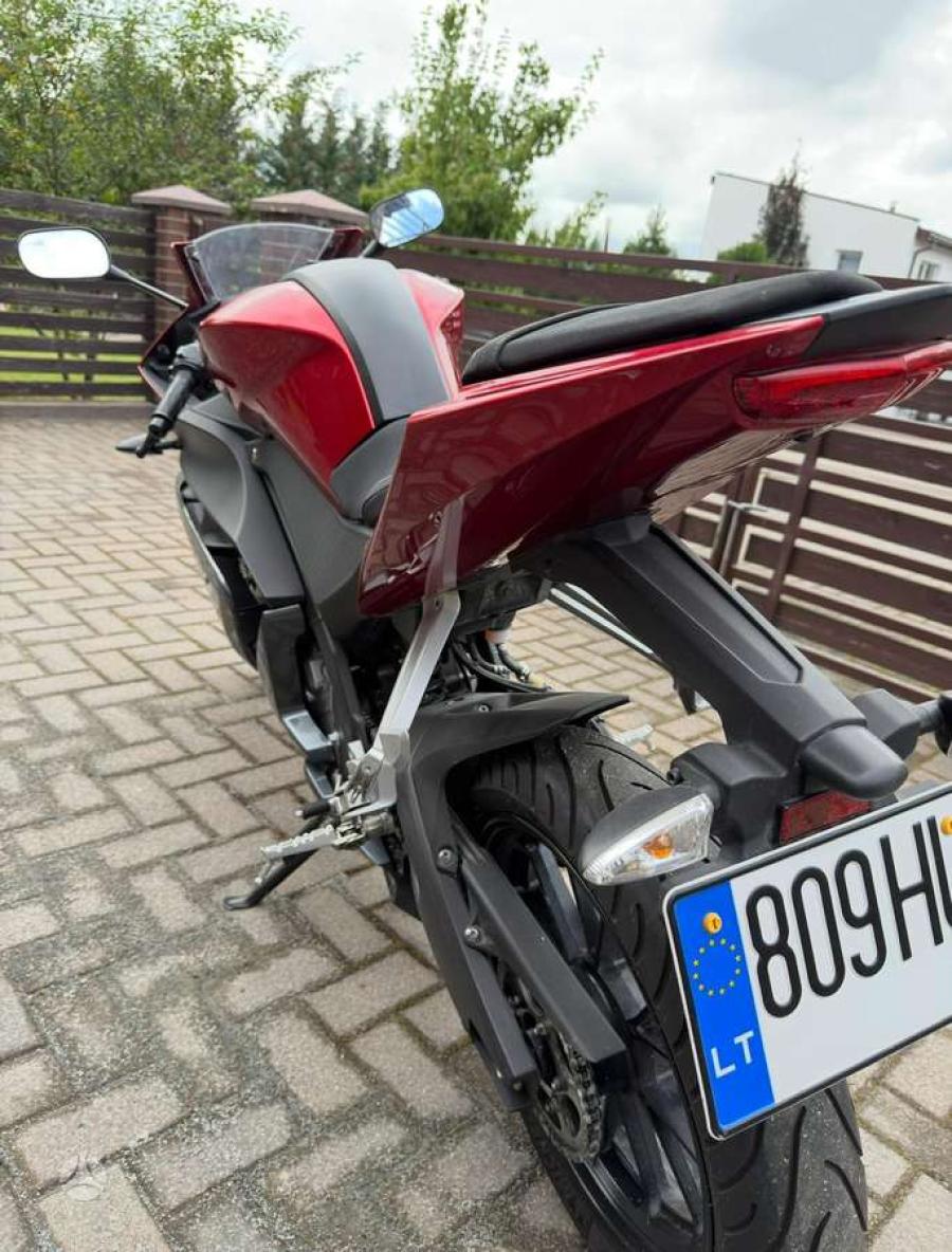 Red Yamaha YZF 2019 in Vilnius, with an engine capacity of 0.12 L and mileage of 7 thousand km for 3000 €, photo 13 on AUTOMOTO.COM.LV