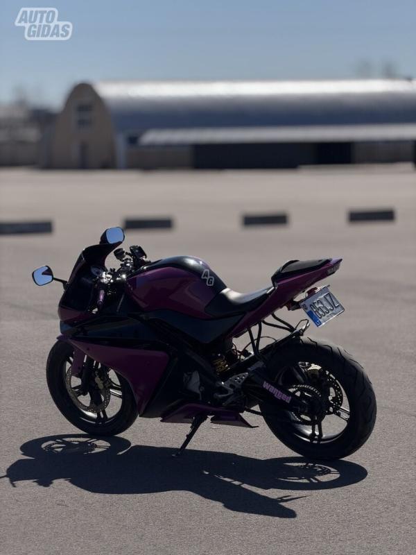Violet Yamaha YZF 2008 in Vilnius, with an engine capacity of 0.13 L and mileage of 35 thousand km for 1750 €, photo 4 on AUTOMOTO.COM.LV