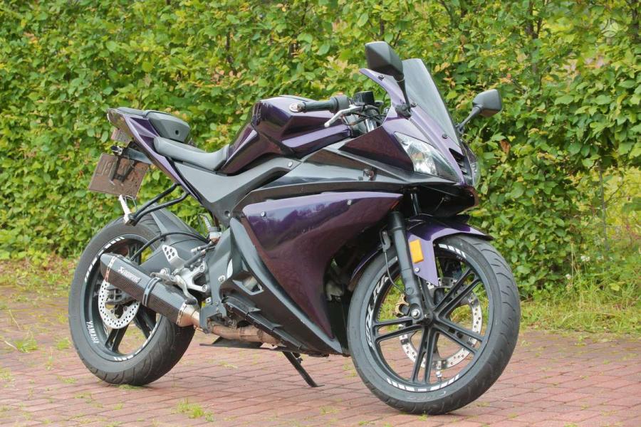 Violet Yamaha YZF 2010 in Vilnius, with an engine capacity of 0.13 L and mileage of 41 thousand km for 1700 €, photo 4 on AUTOMOTO.COM.LV