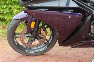 Violet Yamaha YZF 2010 in Vilnius, with an engine capacity of 0.13 L and mileage of 41 thousand km for 1700 €, photo 9 on AUTOMOTO.COM.LV