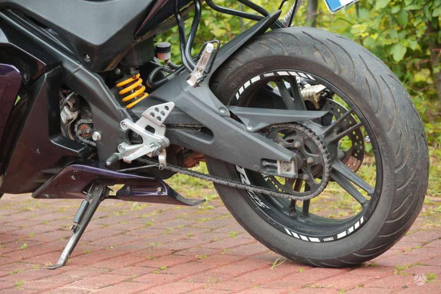 Violet Yamaha YZF 2010 in Vilnius, with an engine capacity of 0.13 L and mileage of 41 thousand km for 1700 €, photo 13 on AUTOMOTO.COM.LV