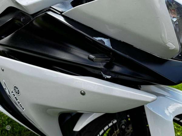 White Yamaha YZF 2008 in Vilnius, with an engine capacity of 0.12 L and mileage of 46 thousand km for 2000 €, photo 6 on AUTOMOTO.COM.LV