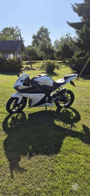 Balts Yamaha YZF 2008 Šilutė, ar dzinēja tilpumu 0.13 L un nobraukumu 29 tūkst. km par 1800 €, foto 4 vietnē AUTOMOTO.COM.LV