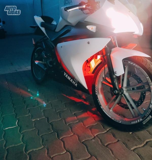 White Yamaha YZF 2009 in Kaunas, with an engine capacity of 0.13 L and mileage of 0 thousand km for 1850 €, photo 2 on AUTOMOTO.COM.LV