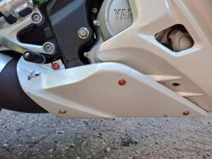 White Yamaha YZF 2010 in Kaunas, with an engine capacity of 0.13 L and mileage of 51 thousand km for 1499 €, photo 9 on AUTOMOTO.COM.LV