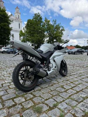 Balts Yamaha YZF 2010 Šauļi, ar dzinēja tilpumu 0.13 L un nobraukumu 55 tūkst. km par 2200 €, foto 3 vietnē AUTOMOTO.COM.LV