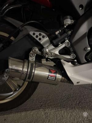 Balts Yamaha YZF 2013 Viļņa, ar dzinēja tilpumu 0.13 L un nobraukumu 29 tūkst. km par 1600 €, foto 7 vietnē AUTOMOTO.COM.LV