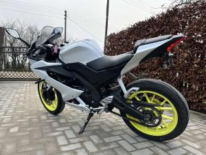 Balts Yamaha YZF 2019 Šauļi, ar dzinēja tilpumu 0.13 L un nobraukumu 13 tūkst. km par 3550 €, foto 12 vietnē AUTOMOTO.COM.LV