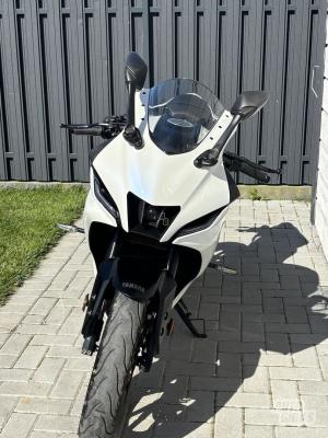 White Yamaha YZF 2023 in Siauliai, with an engine capacity of 0.13 L and mileage of 13 thousand km for 4500 €, photo 6 on AUTOMOTO.COM.LV