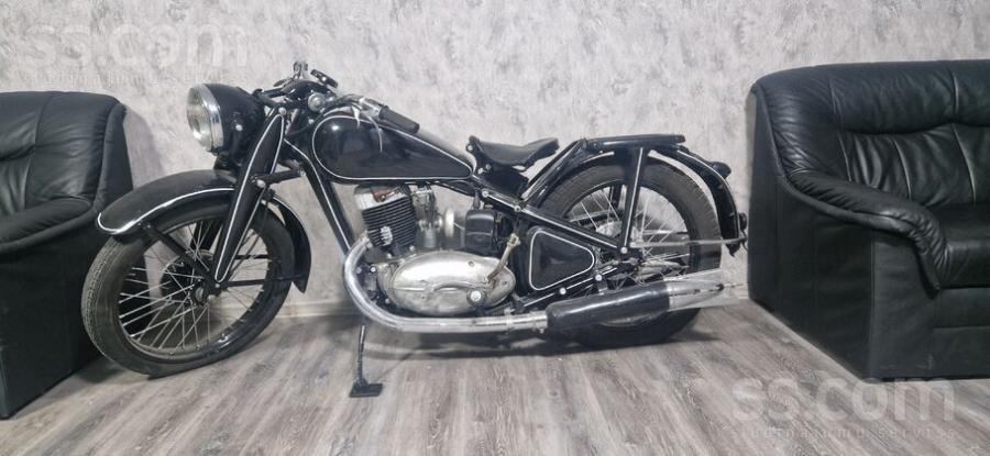 ИЖ 350 1949 в Рига, объемом двигателя 0.35 л и пробегом 0 тыс. км за 4200 €, фото 3 на AUTOMOTO.COM.LV