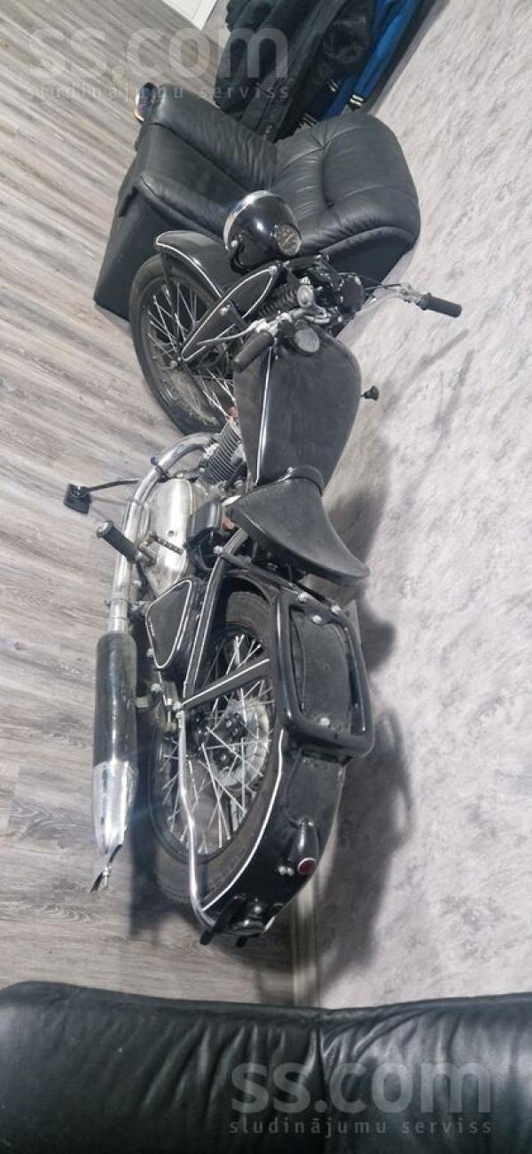ИЖ 350 1949 в Рига, объемом двигателя 0.35 л и пробегом 0 тыс. км за 4200 €, фото 4 на AUTOMOTO.COM.LV