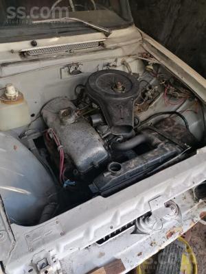 Yellow YZh 412 IE 1988 in Tukums, with an engine capacity of 1.50 L and mileage of 5 thousand km for 2500 €, photo 15 on AUTOMOTO.COM.LV
