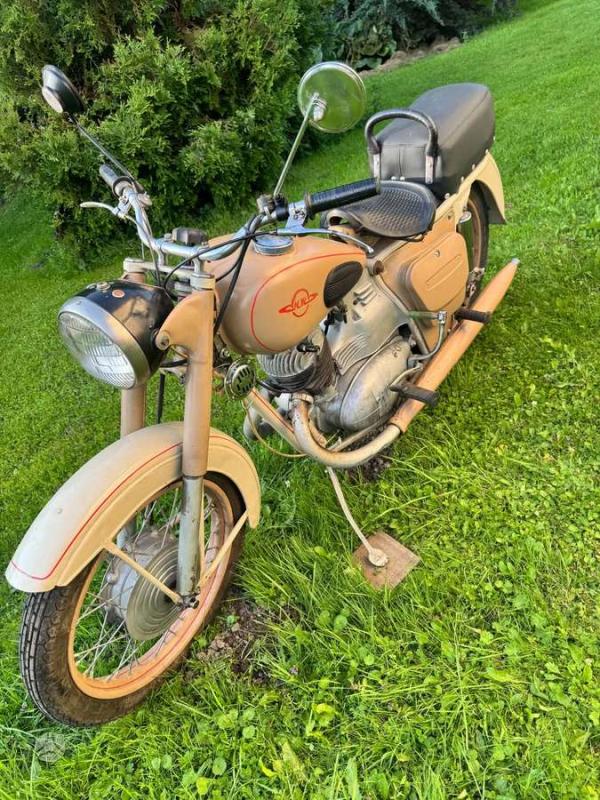 YZh 49-56 1960 in Raseiniai, with an engine capacity of 0.36 L and mileage of 51 thousand km for 1650 €, photo 1 on AUTOMOTO.COM.LV