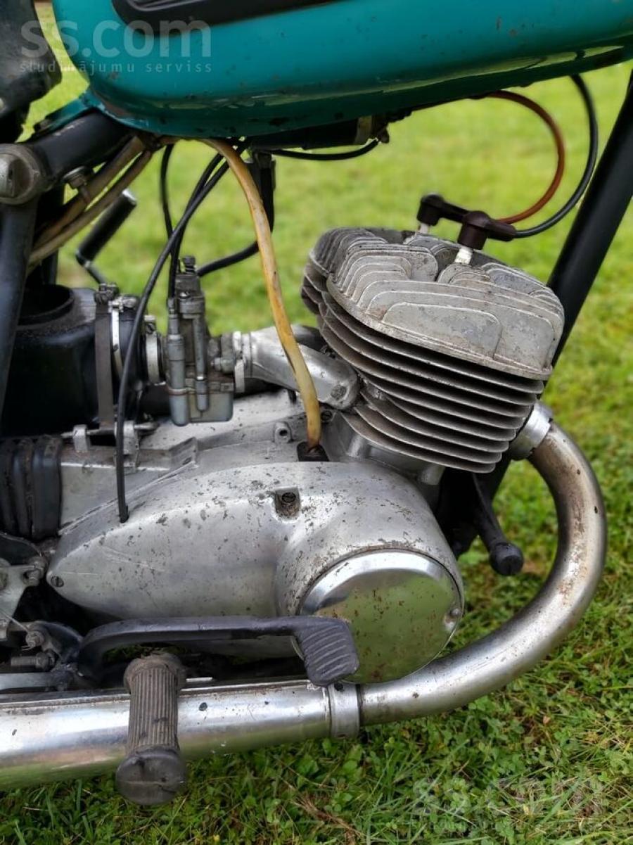 YZh Jupiter 3 1983 in Ogre, with an engine capacity of 0.35 L and mileage of 0 thousand km for 550 €, photo 8 on AUTOMOTO.COM.LV
