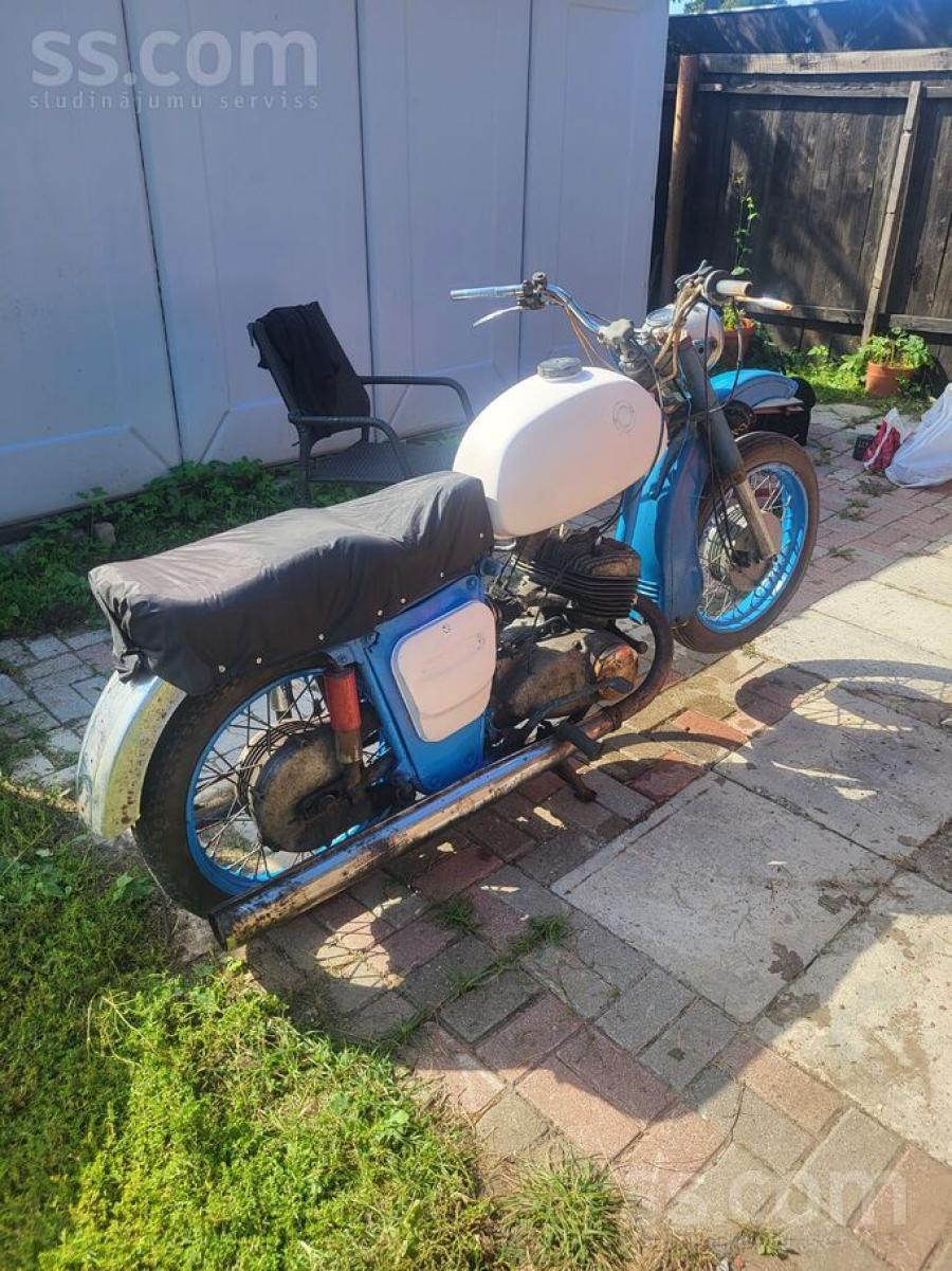 YZh Jupiter 1980 in Liepaja, with an engine capacity of 0.35 L and mileage of 0 thousand km for 350 €, photo 3 on AUTOMOTO.COM.LV