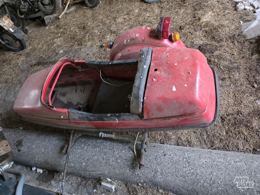 Izh Planeta 1990 Tauragė, ar dzinēja tilpumu 0.00 L un nobraukumu 0 tūkst. km par 250 €, foto 8 vietnē AUTOMOTO.COM.LV