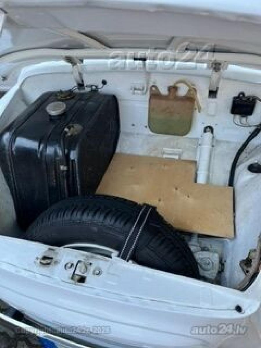 Balts ZAZ 965 1965 Tallina, ar dzinēja tilpumu 0.90 L un nobraukumu 0 tūkst. km par 12150 €, foto 14 vietnē AUTOMOTO.COM.LV
