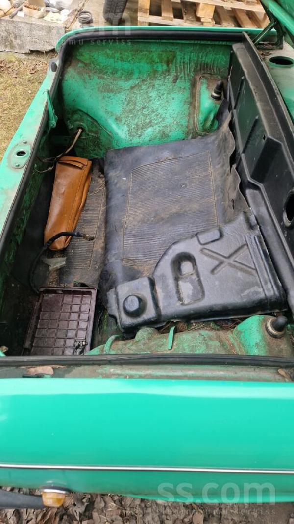 Green ZAZ 968 1984 in Daugavpils, with an engine capacity of 1.20 L and mileage of 30 thousand km for 2000 €, photo 8 on AUTOMOTO.COM.LV