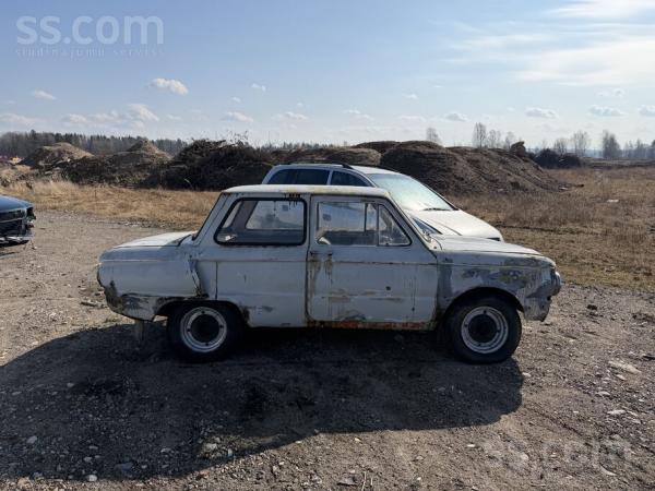 Белый ЗАЗ 968 1975 в Цесис, объемом двигателя 1.20 л и пробегом 124 тыс. км за 270 €, фото 5 на AUTOMOTO.COM.LV