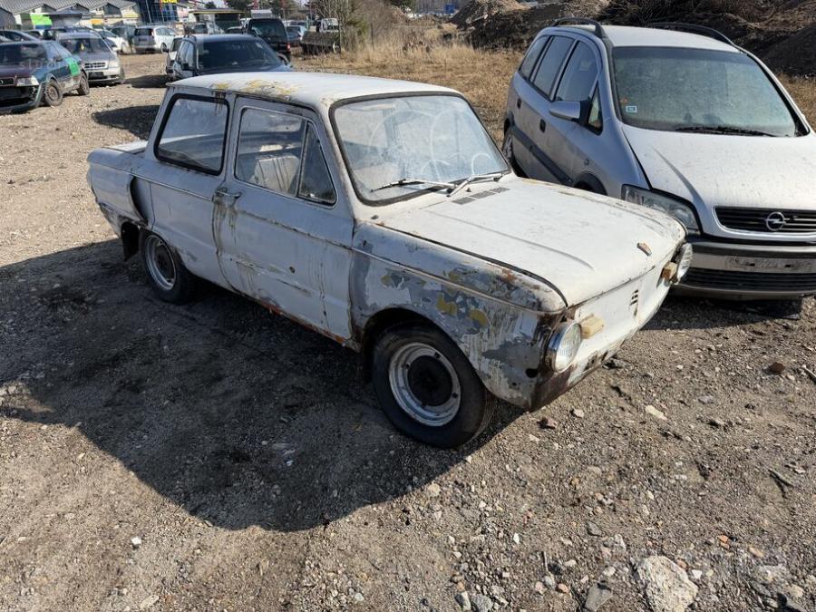 White ZAZ 968 1975 in Cesis, with an engine capacity of 1.20 L and mileage of 124 thousand km for 270 €, photo 11 on AUTOMOTO.COM.LV