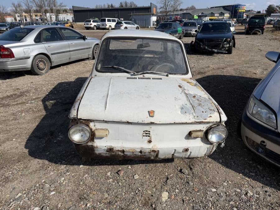 White ZAZ 968 1975 in Cesis, with an engine capacity of 1.20 L and mileage of 124 thousand km for 270 €, photo 12 on AUTOMOTO.COM.LV