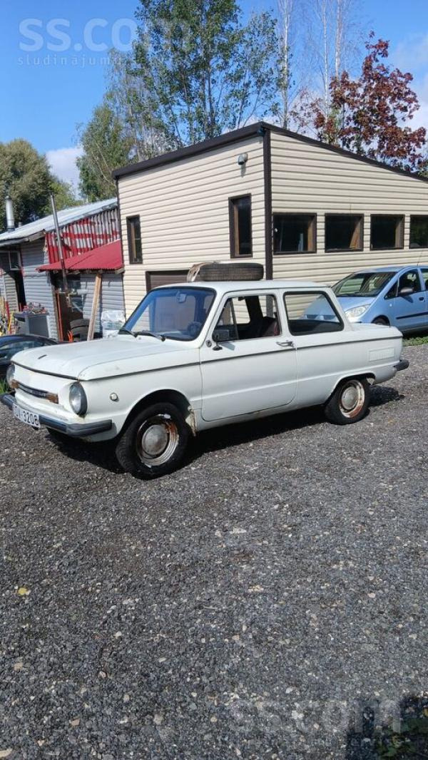 ZAZ 968 1991 Rīga vietnē Balts ZAZ 968 1991 Rīga, ar dzinēja tilpumu 1.00 L un nobraukumu 8 tūkst. km par 250 €, foto 4 vietnē AUTOMOTO.COM.LV