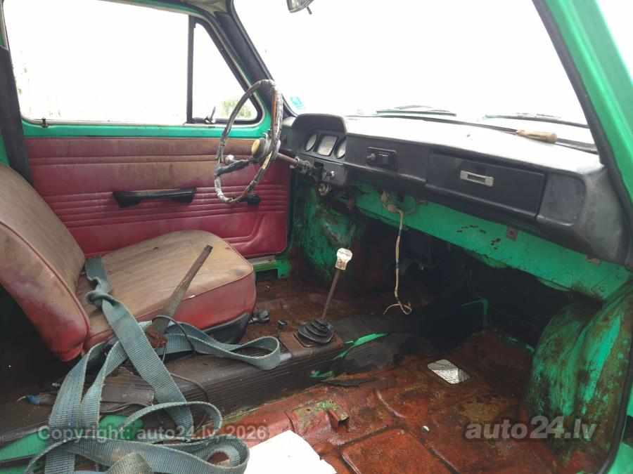Green ZAZ 968M 1986 in Parnu, with an engine capacity of 0.00 L and mileage of 0 thousand km for 500 €, photo 13 on AUTOMOTO.COM.LV