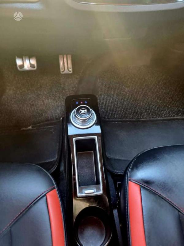 Sarkans Zhidou KWB 2020 Kauņa, ar dzinēja tilpumu 0.00 L un nobraukumu 32 tūkst. km par 7800 €, foto 10 vietnē AUTOMOTO.COM.LV